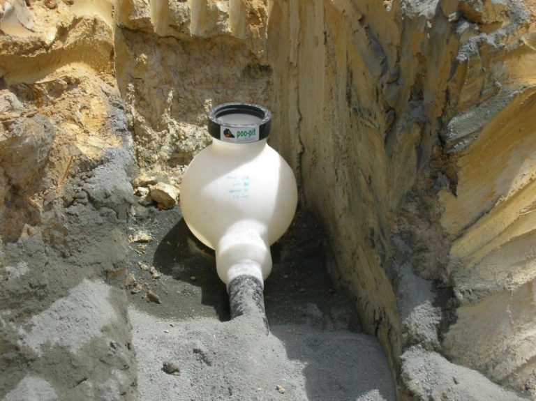 Smartstream Poo Pit Maintenance Shaft - Hygrade Water New Zealand